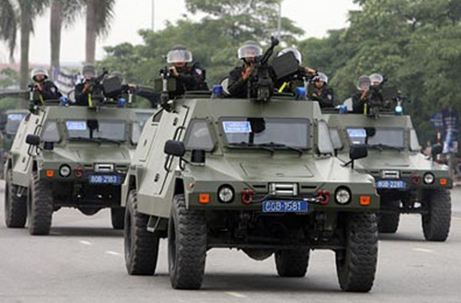 Sức mạnh xe bọc thép RAM-2000 MK3 của Việt Nam